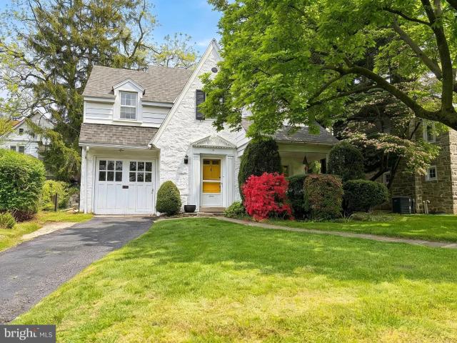 9 W Essex Ave, Lansdowne, PA 19050 | MLS #PADE2113 | Compass