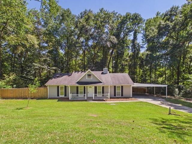 9 W Jeep Rd, Phenix City, AL 36869