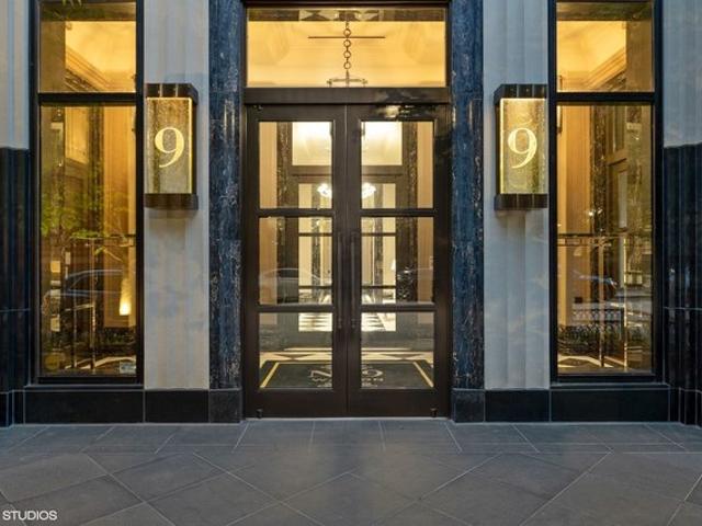 9 W Walton St Apt 2202, Chicago, IL 60610