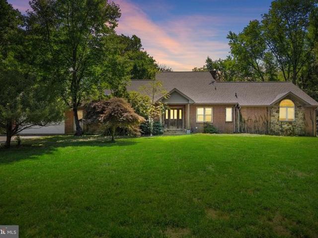 9 Walnut Ridge Rd, Wilmington, DE 19807