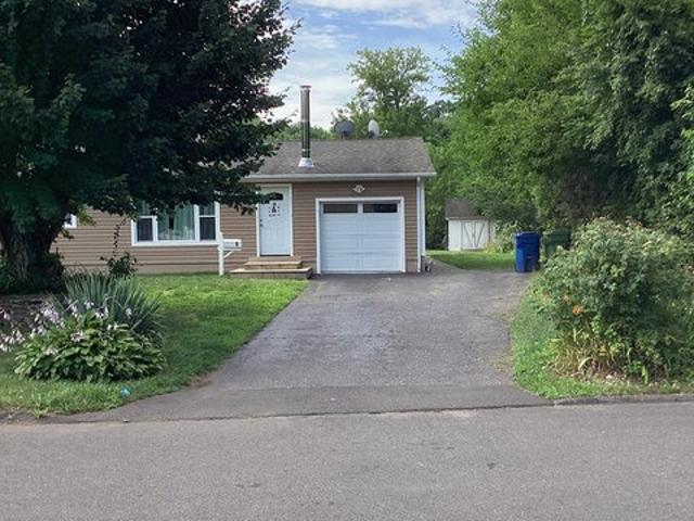 9 Washington Rd, Windsor, CT 06095