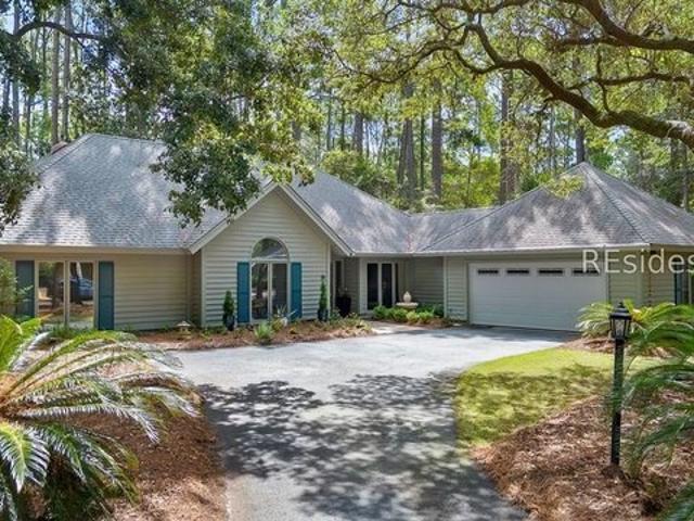 9 Water Thrush Pl, Hilton Head Island, SC 29926