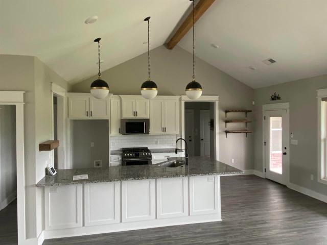 9 Wedgewood Dr
