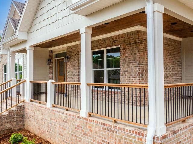9 West Lake Lane