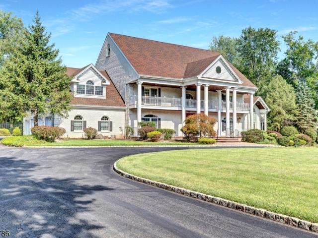 9 Wexford Ct