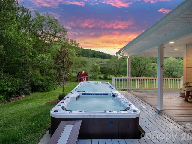 9 Whispering Meadows Drive