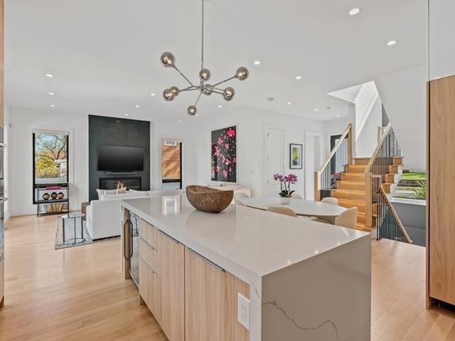 9 Whittlesey Rd, Newton, MA 02459