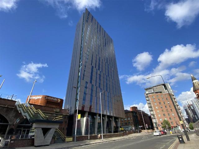 9 Whitworth Street West, Manchester, M1 2 bed apartment to rent £1,700 pcm £392 pw