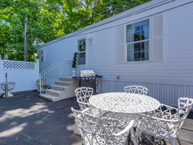 9 White Birch Park