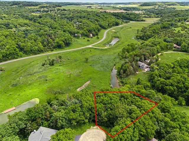 9 Whitetail Ct, Galena, IL 61036