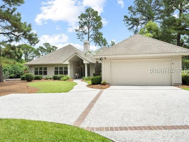 9 Wild Holly Ct, Hilton Head Island, SC 29926