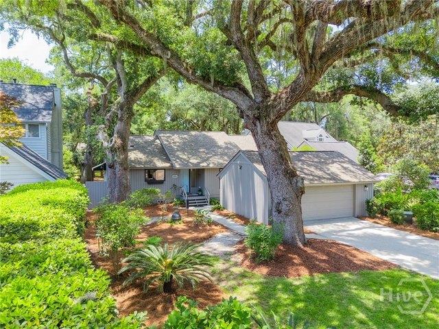 9 Windlass Ct, Savannah, GA 31411