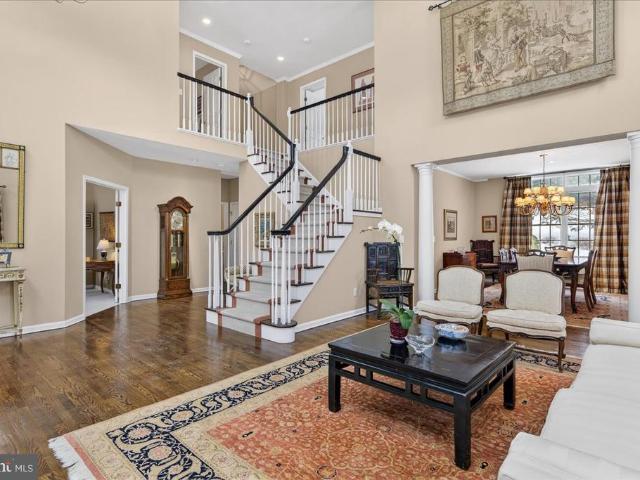 9 Winged Foot Court