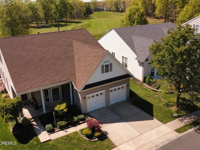 9 Winged Foot Rd, Jackson, NJ 08527