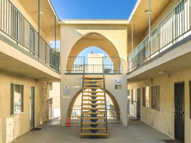 9 1 Bedroom Apartment for Rent at 90250 CASA DEL SOL NORTH, Hawthorne, CA 90250