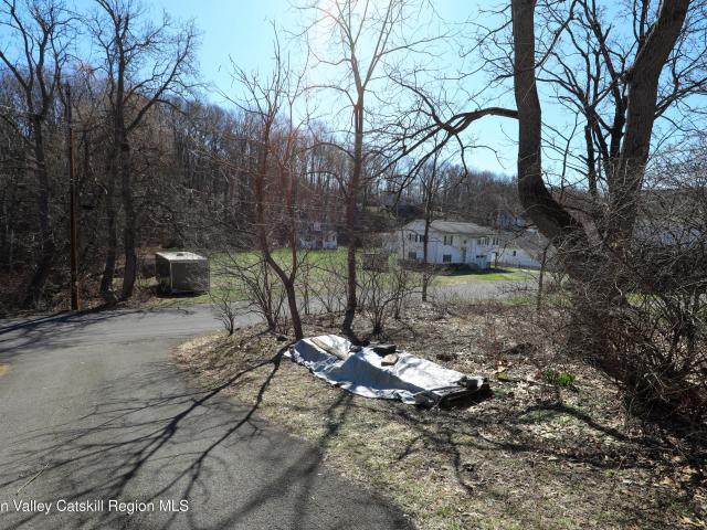 9 23 Rondout St, Kingston, NY 12401 | MLS #20261 | Compass