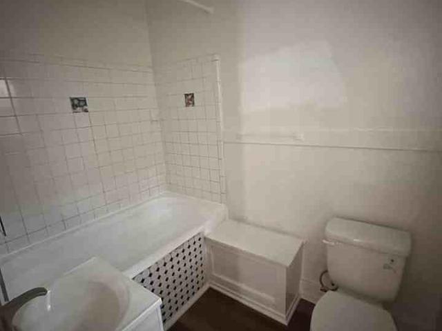 9 2. 435 Rose Studio Apartment for Rent at 435 Rose Ave, Long Beach, CA 90802 Franklin School