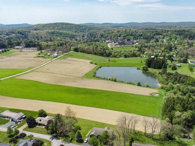 9.75 ac. Dennett Road