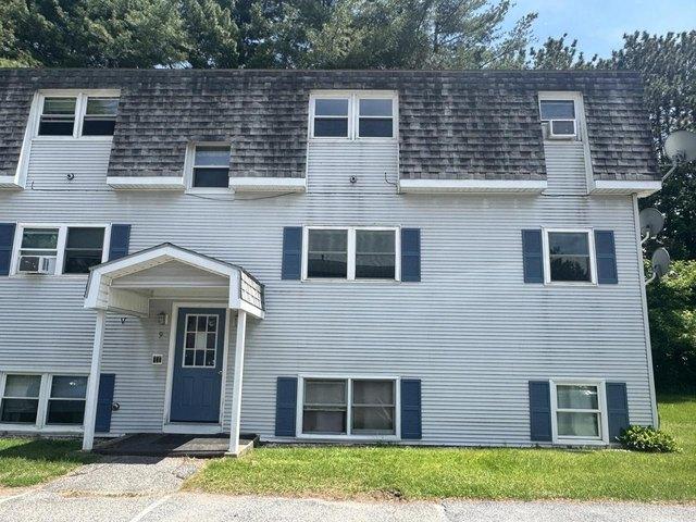 9D Blair Rd, Essex, VT 05452