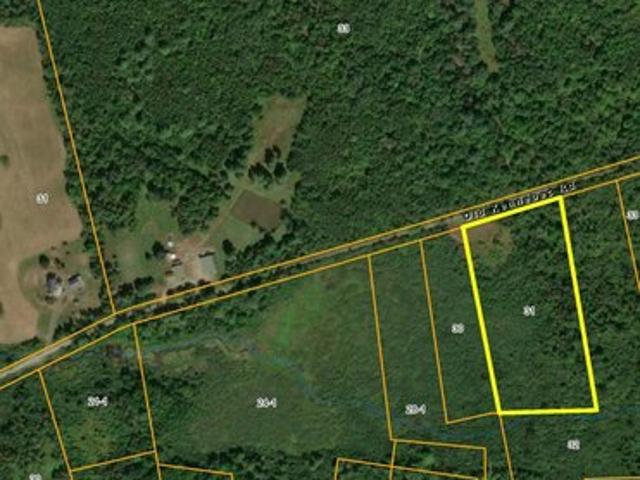 03 31 Piper Rd, Newburgh, ME 04444