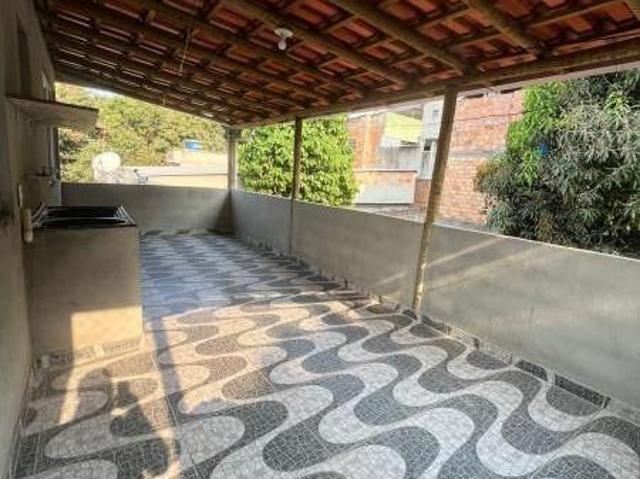 03 casas no mesmo lote no bairro veneza