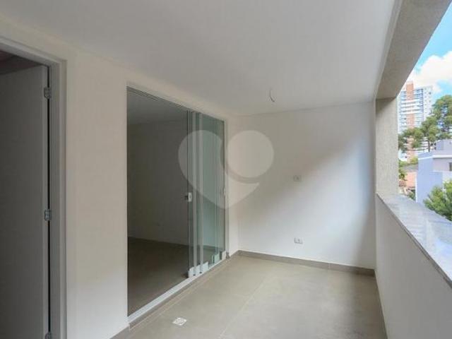 03 dormitórios 02 vagas, bairro Água Verde 041 99710 46 52