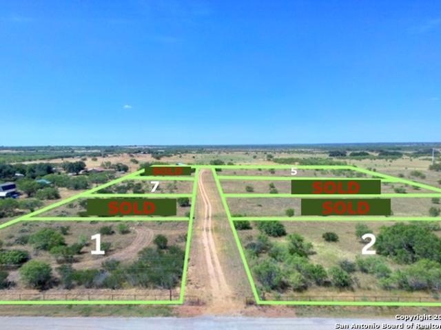 03 Hillcrest Dr