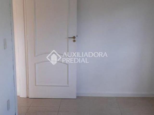 03 QUARTOS COM VAGA ROTATIVA NO JARDIM SABARÁ