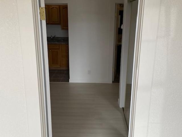 03RD ST 574