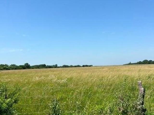 0005 Switzer Rd, Louisburg, KS 66053