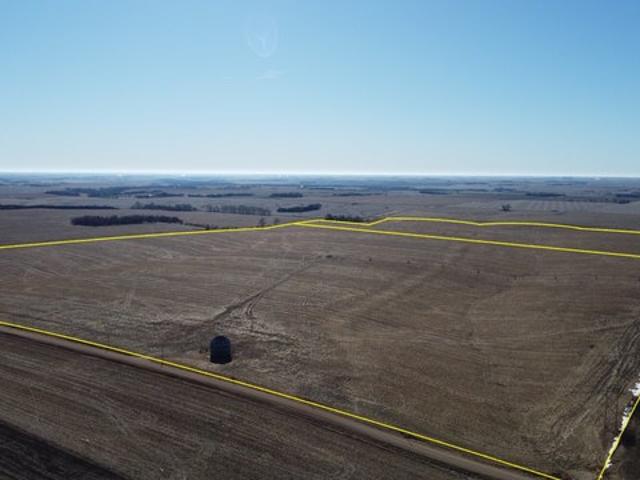 0001 Rock Creek Rd, Staplehurst, NE 68439