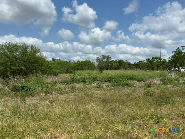 000 2 Farm Road