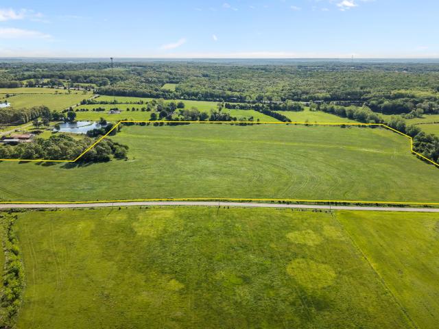 000 Country Trails Rd