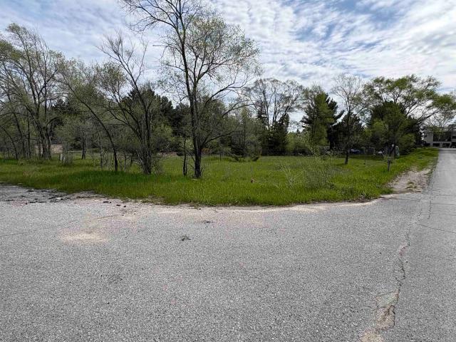 000 Gilbert Avenue