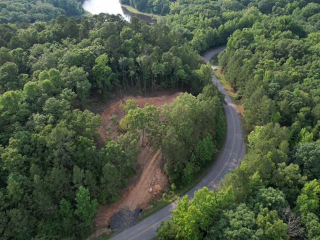 000 Fairview Road