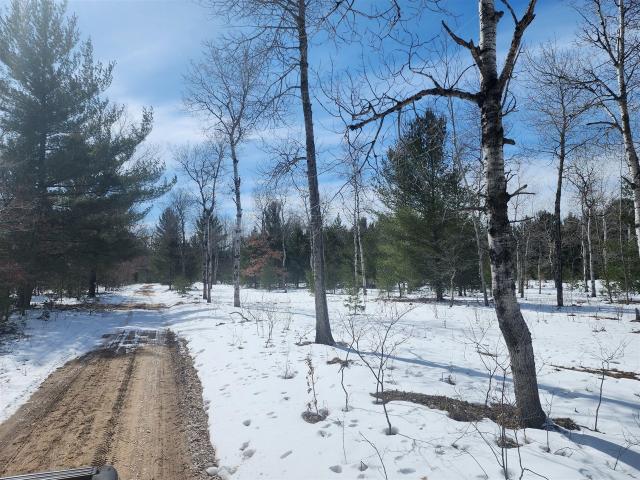 000 Hall Creek Road