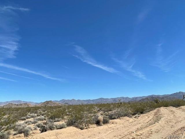 000 S Gene Autry Dr, Yucca, AZ 86438 MLS 991379