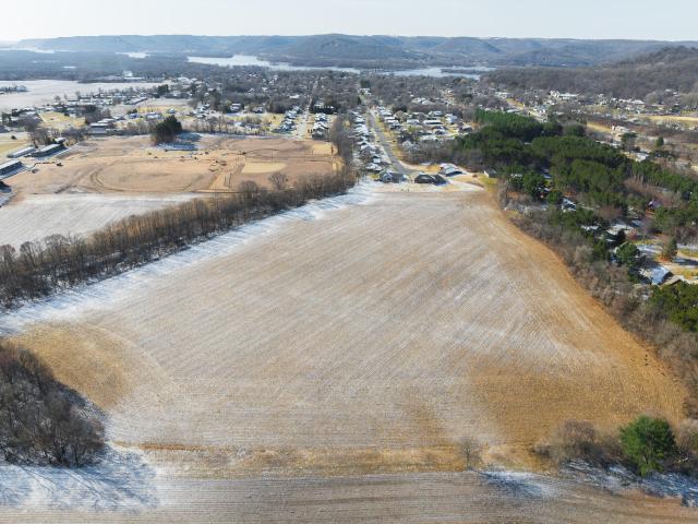 000 Schubert Rd
