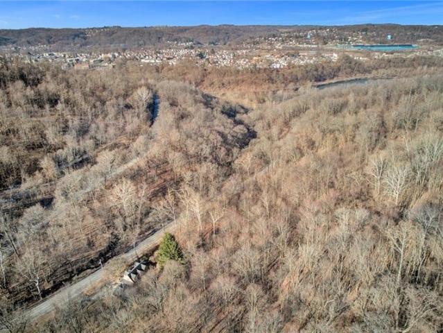 000 River Rd