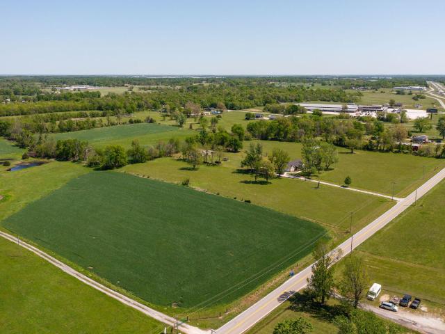 000 W Farm Road 140