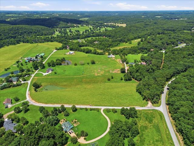 000 W. Horse Haven Trl