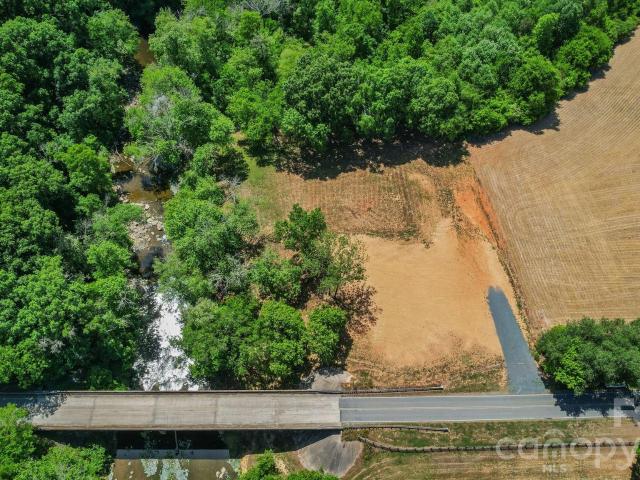 000 Tarlton Mill Road