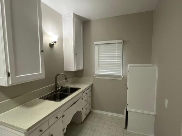 0017 BERRO FAMILY BUILDING 1 Bedroom Apartment for Rent at 335 335 JUNIPERO/2215 BERMUDA, Long Beach, CA 90814 Franklin School
