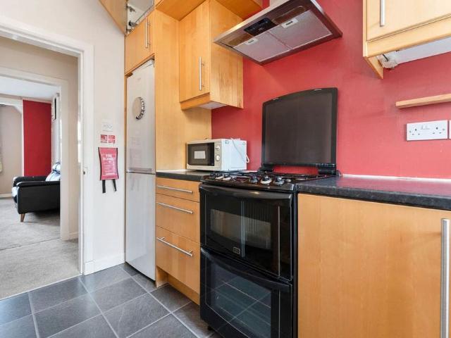 0011L Gorgie Road, Edinburgh, EH11 3AA