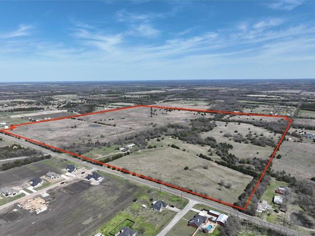 001 FM 151, Trenton, TX 75490