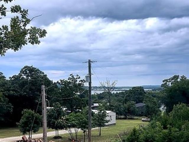 001 Sleepy Hollow Trl, Eufaula, OK 74432