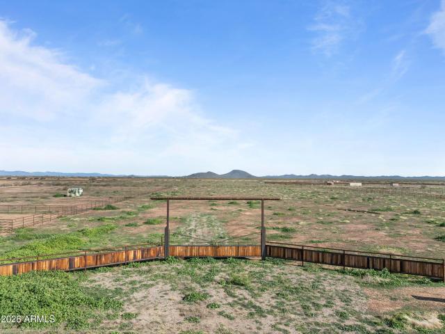 001 W Long Rifle Road #