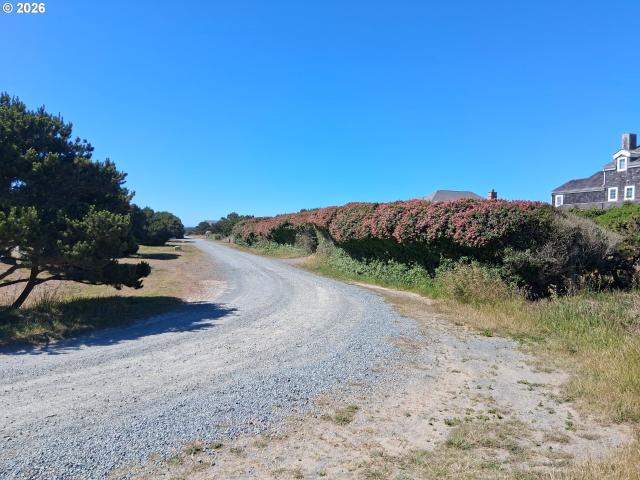 00200 Beach Loop RD