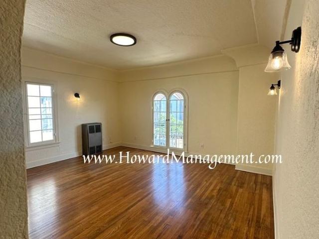 00351OG 1 Bedroom Apartment for Rent at 351 N Ogden Dr, Los Angeles, CA 90036 Mid City West