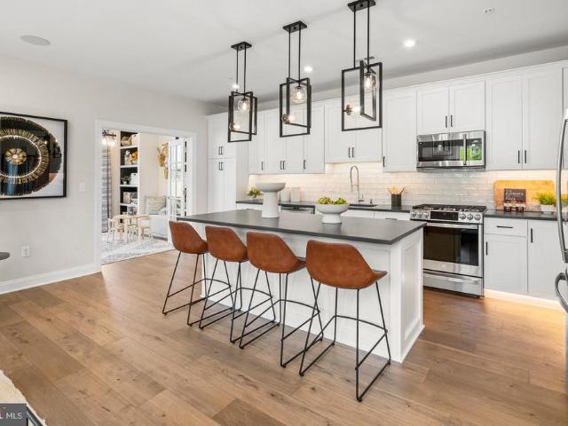 0048 Baldwin Way
